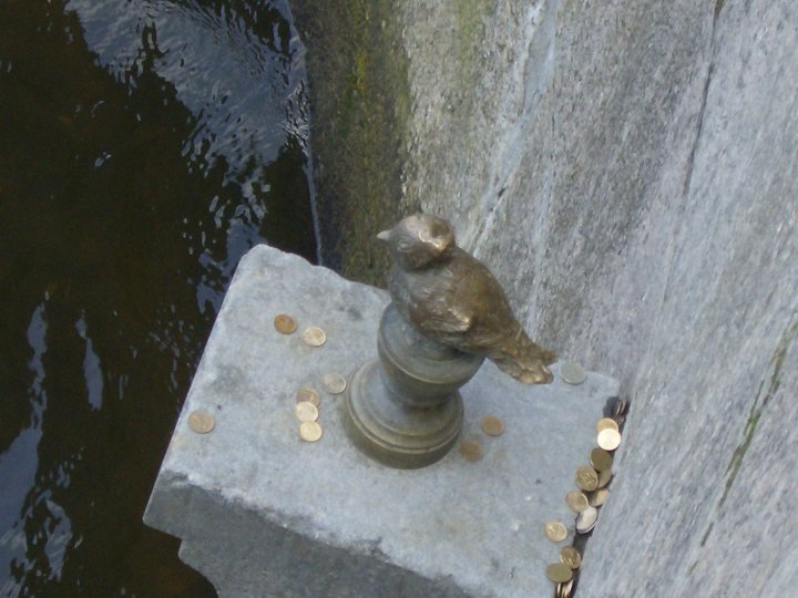 Chizhik-Pyzhik: A Monument to the “Common Man” – William & Mary in St ...